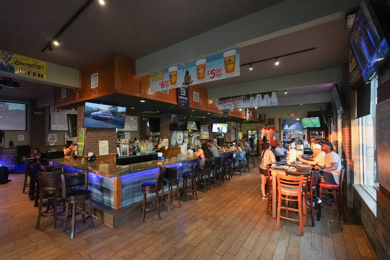 Toucans Bar and Grill - Clearwater, FL