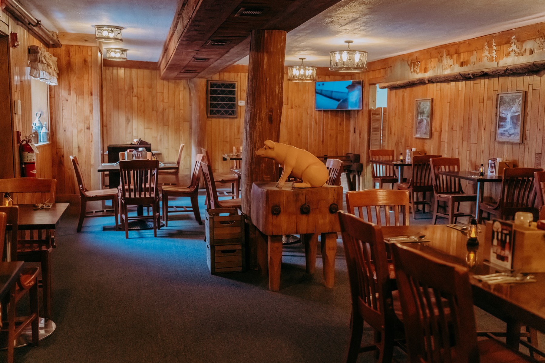 Hillbillys Grub And Pub