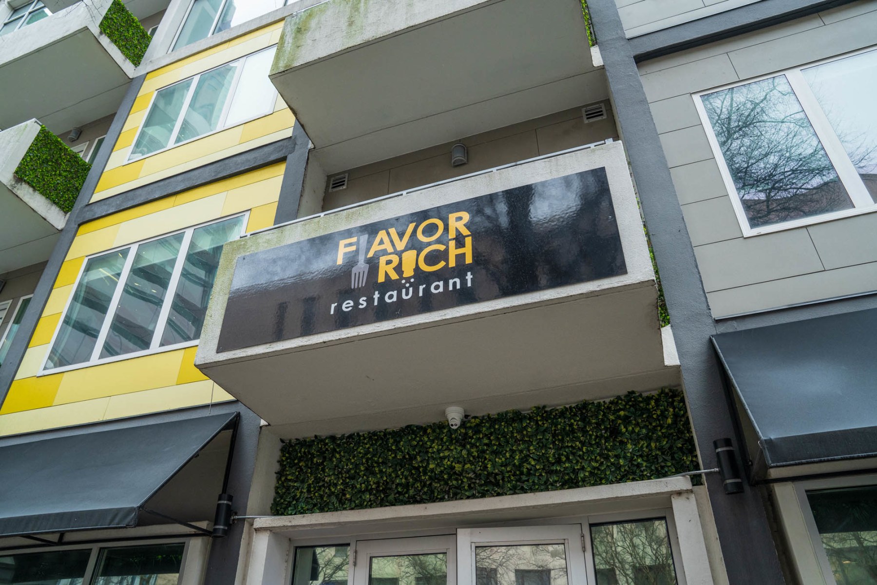 Flavor Rich Restaurant Atlanta - Midtown, Atlanta, GA