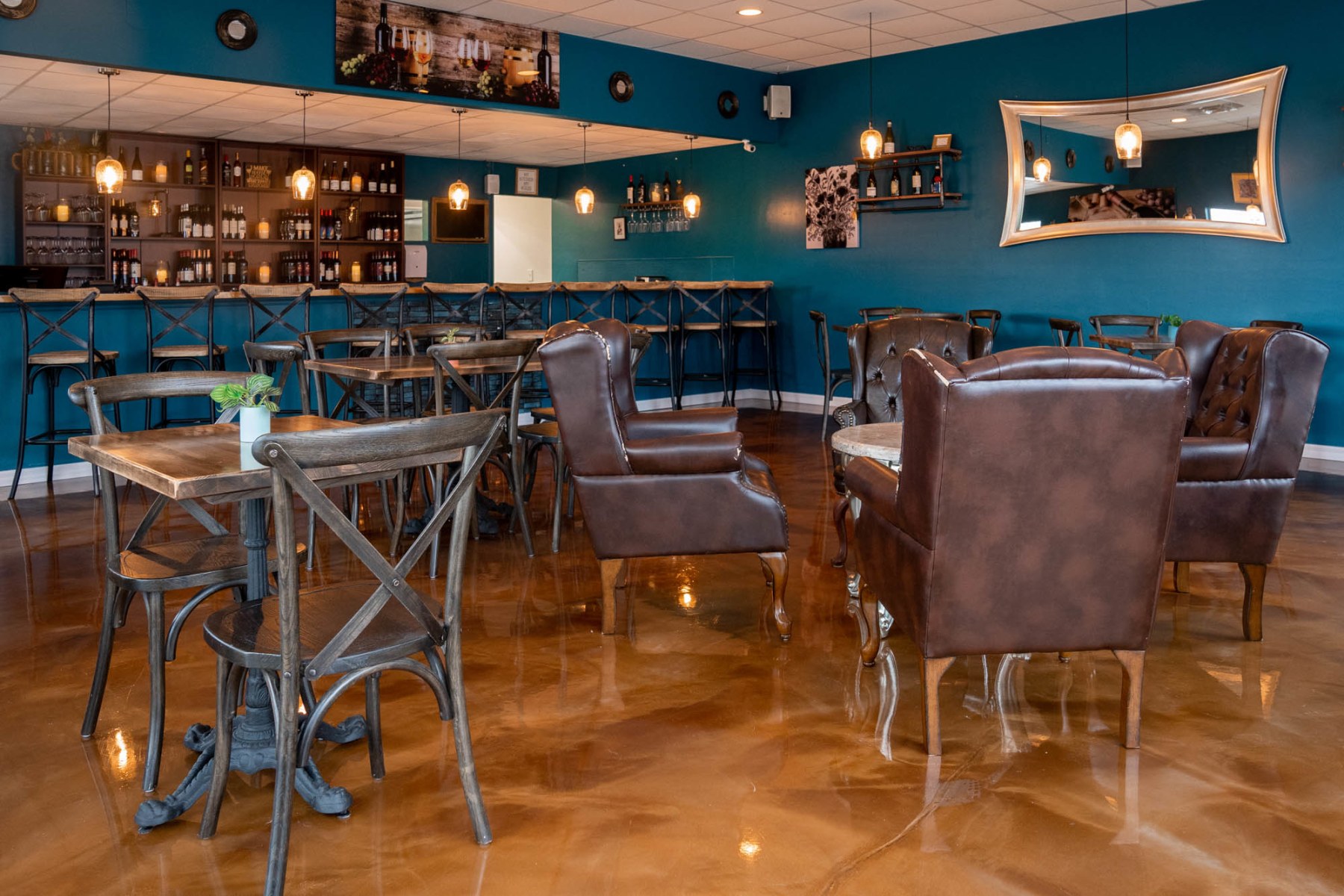 Flock Wine Bistro - Fort Myers, FL