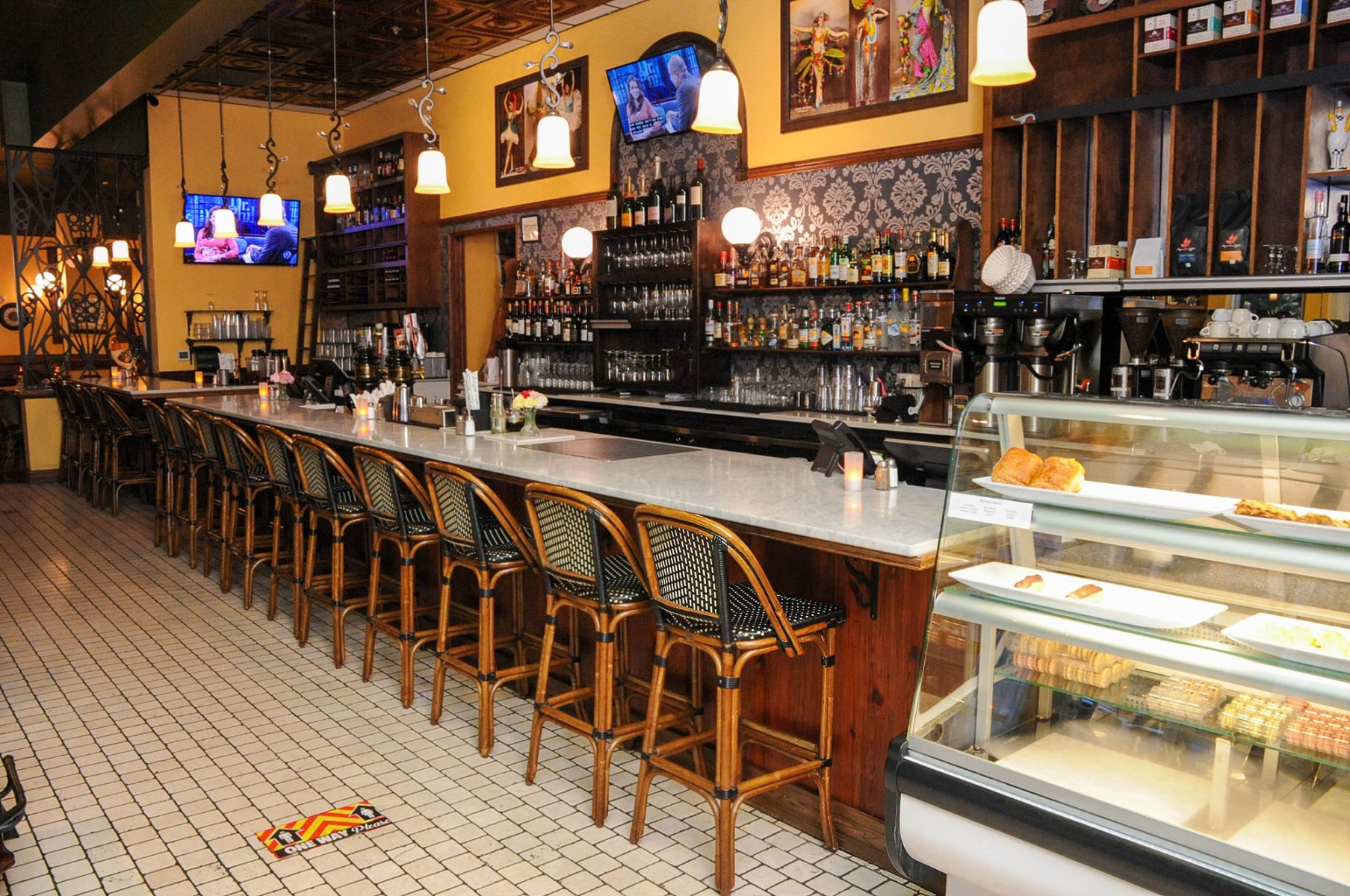 Must-Visit French Restaurant in South Park | Cafe Monte