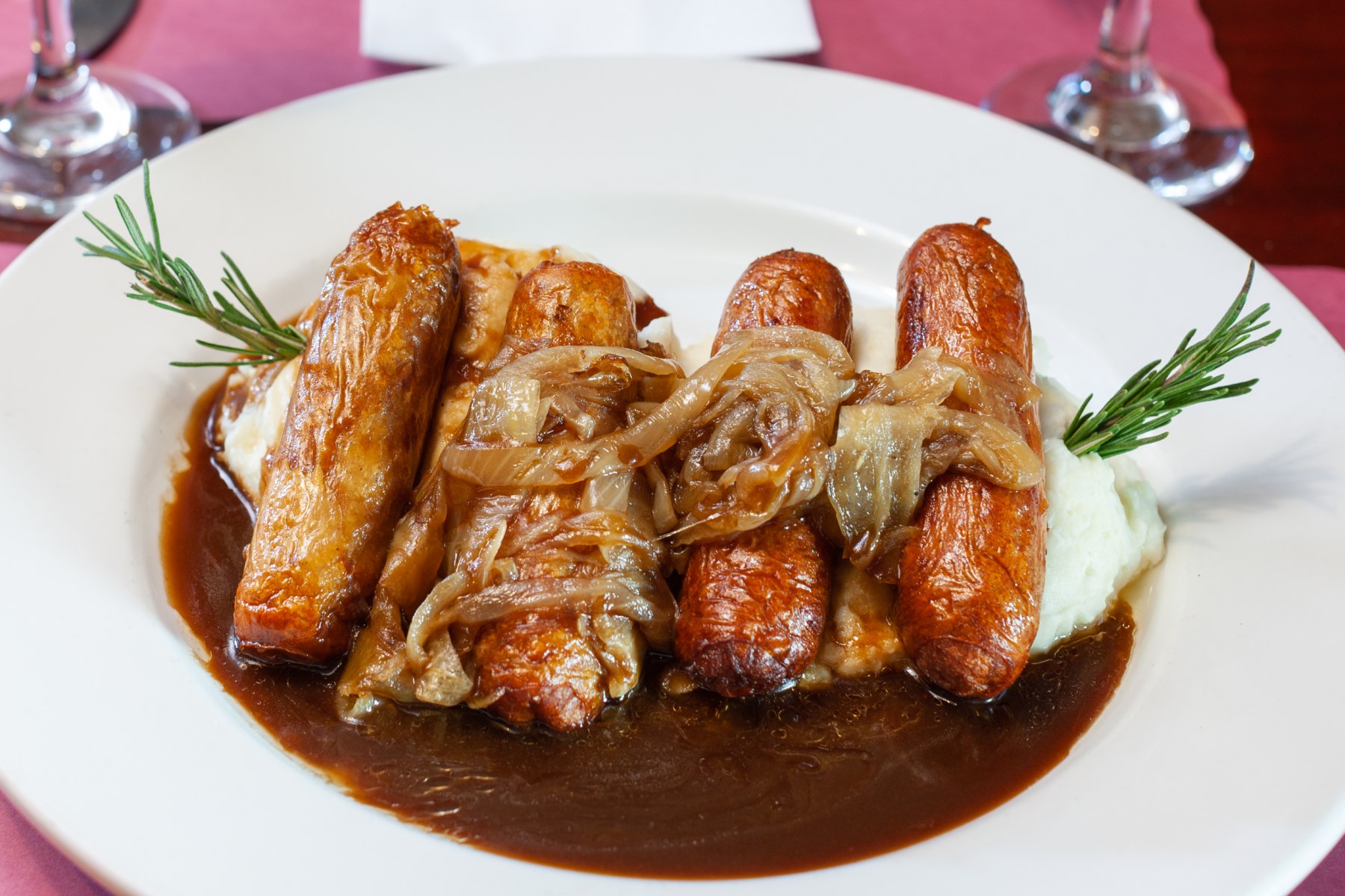Must-Visit Irish Pub in Midtown | Playwright Tavern