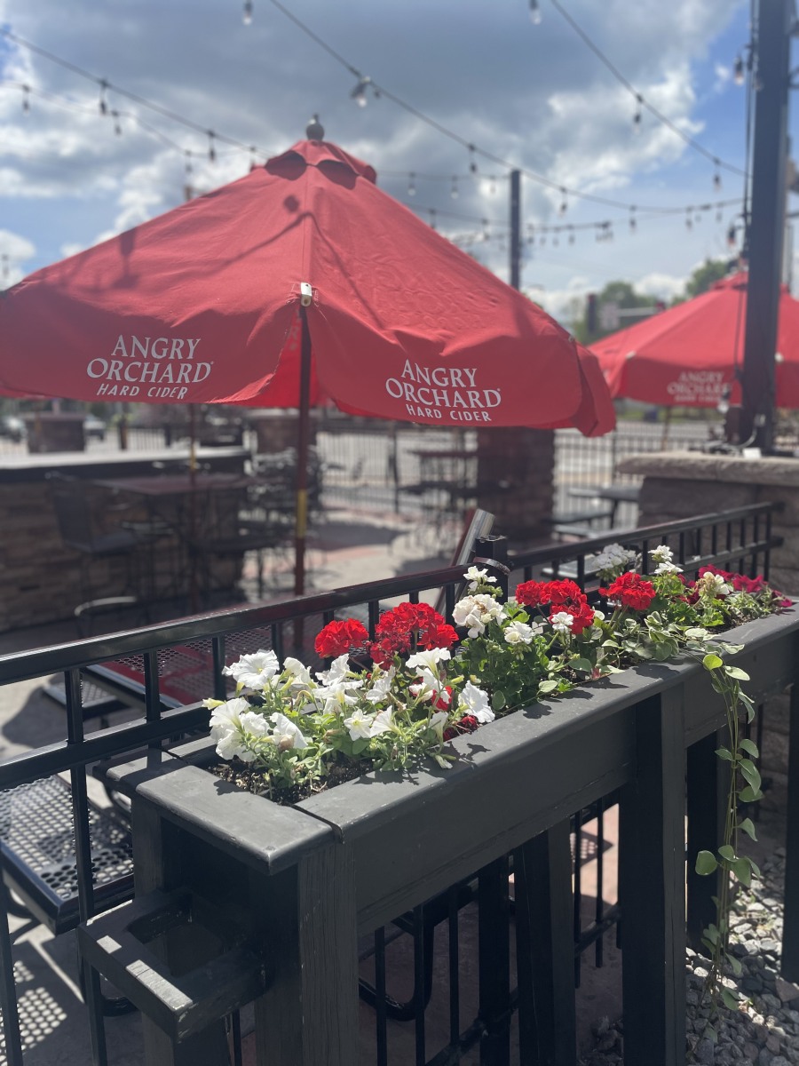 Must-Try American Restaurant in St Paul | The Cherry Pit