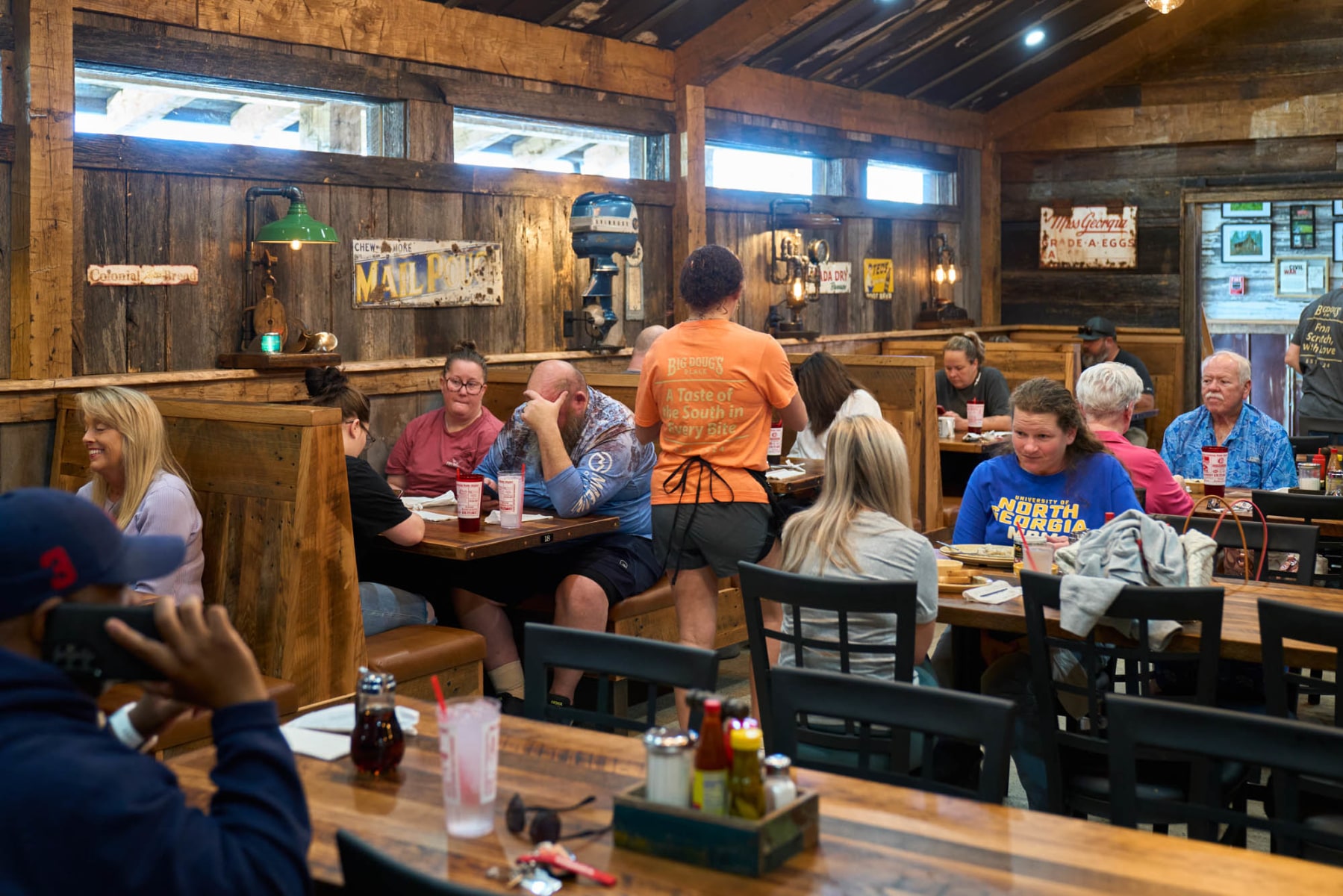 Big Doug's Place - Hiram, GA