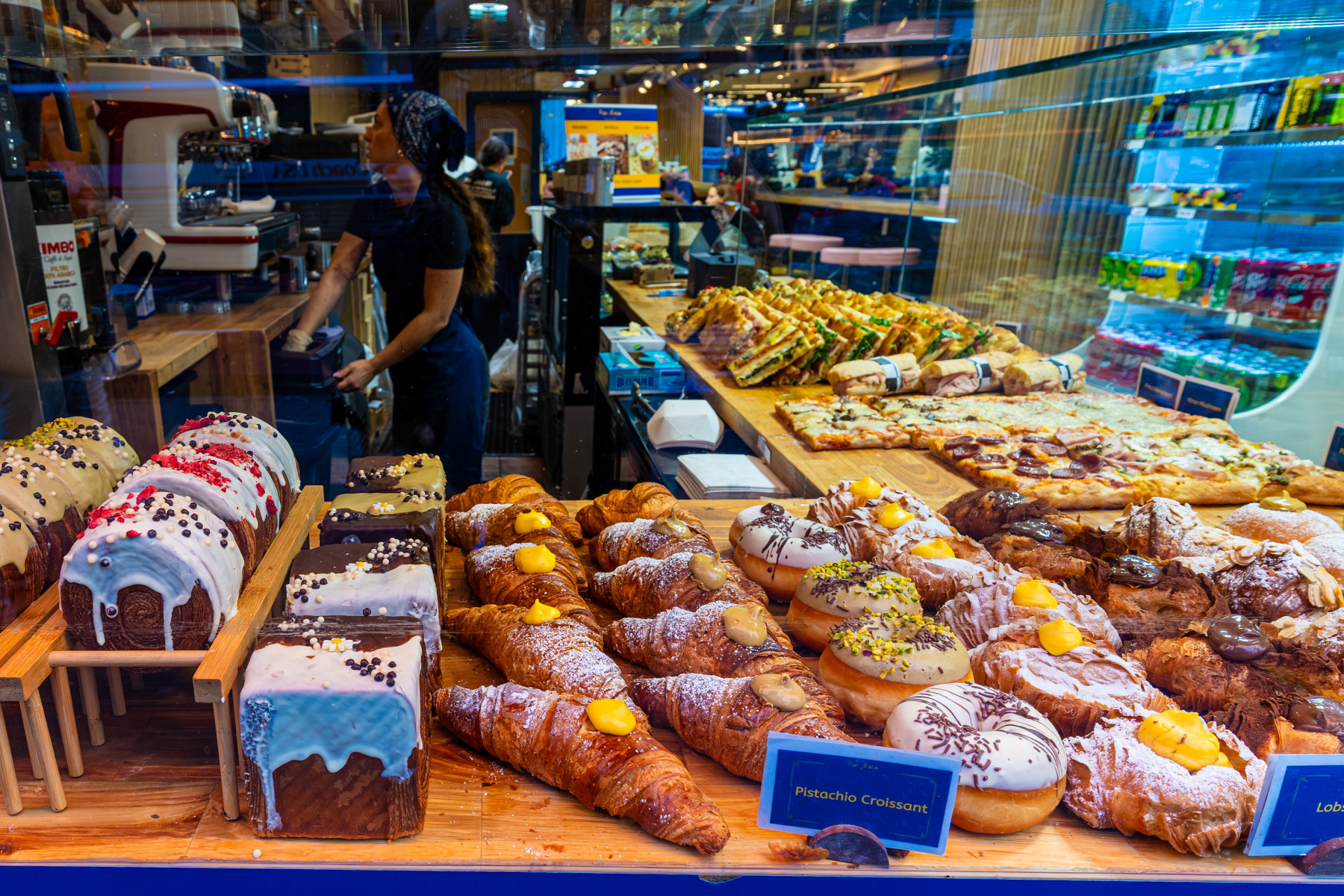 Pan D’oro Italian Café - Bakery & Catering - Midtown, NYC