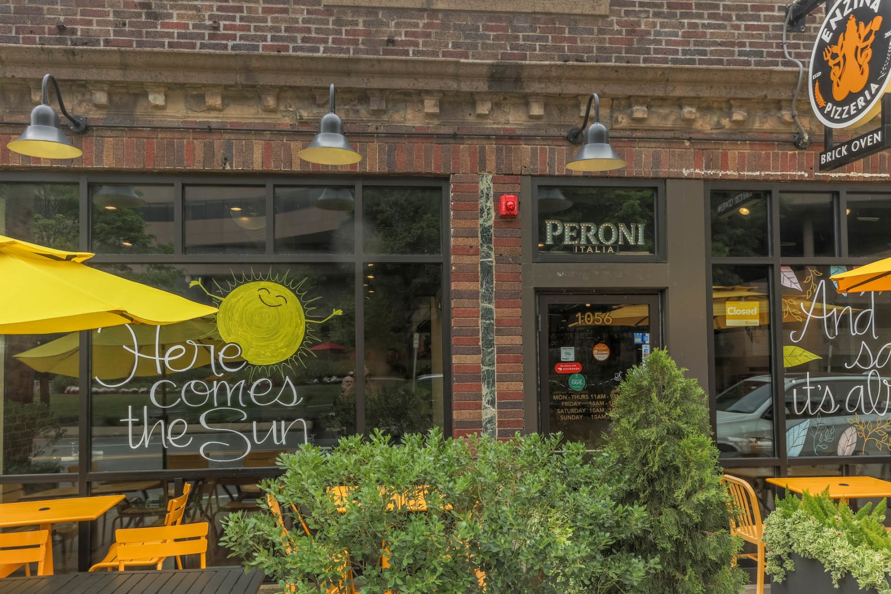 Authentic Italian Restaurant in Waltham | Pizzeria Enzina