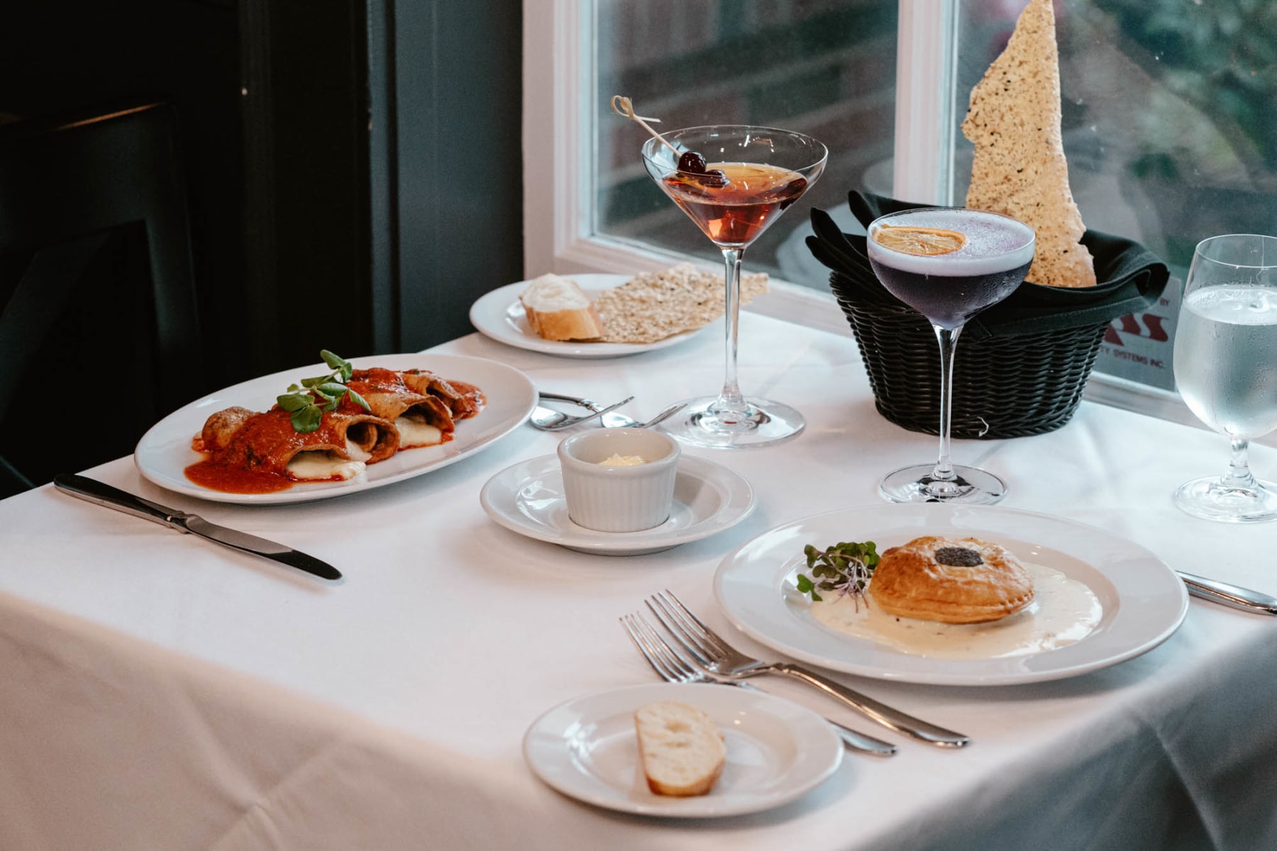 Rogues Restaurant – Must-Visit Fine Dining in Mississauga