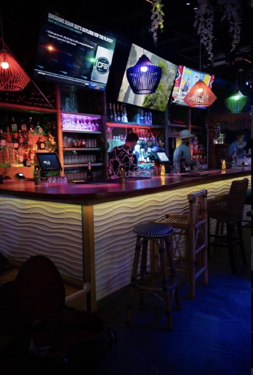 Must-Visit Caribbean Restaurant in VA | Central Shore