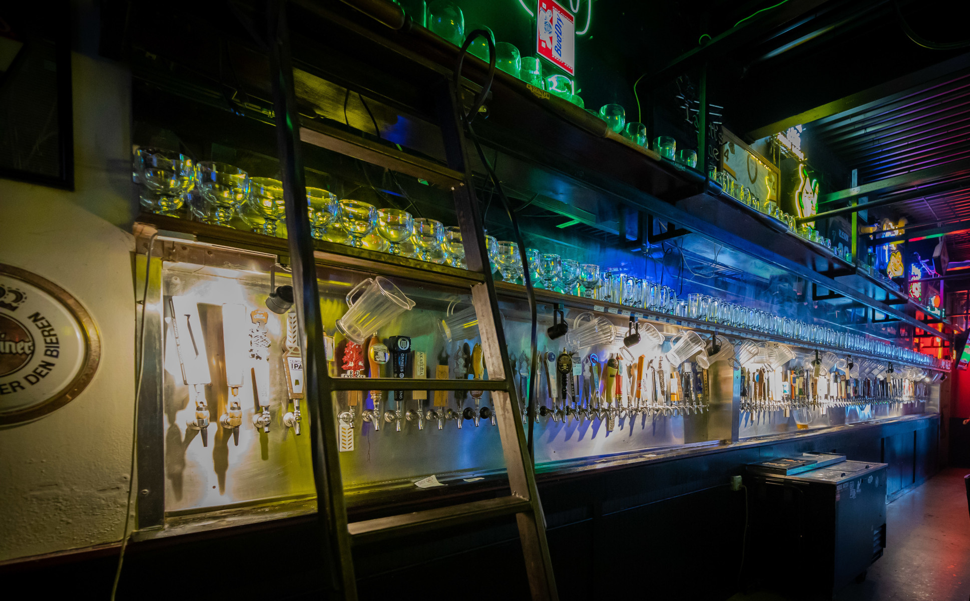 Best American Restaurant in Snellville | Summits Wayside