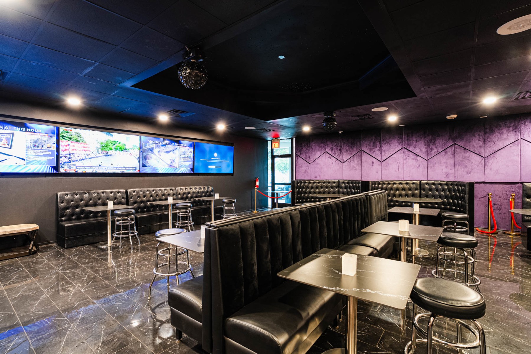 Shebelle Bar & Grill - Dallas, TX