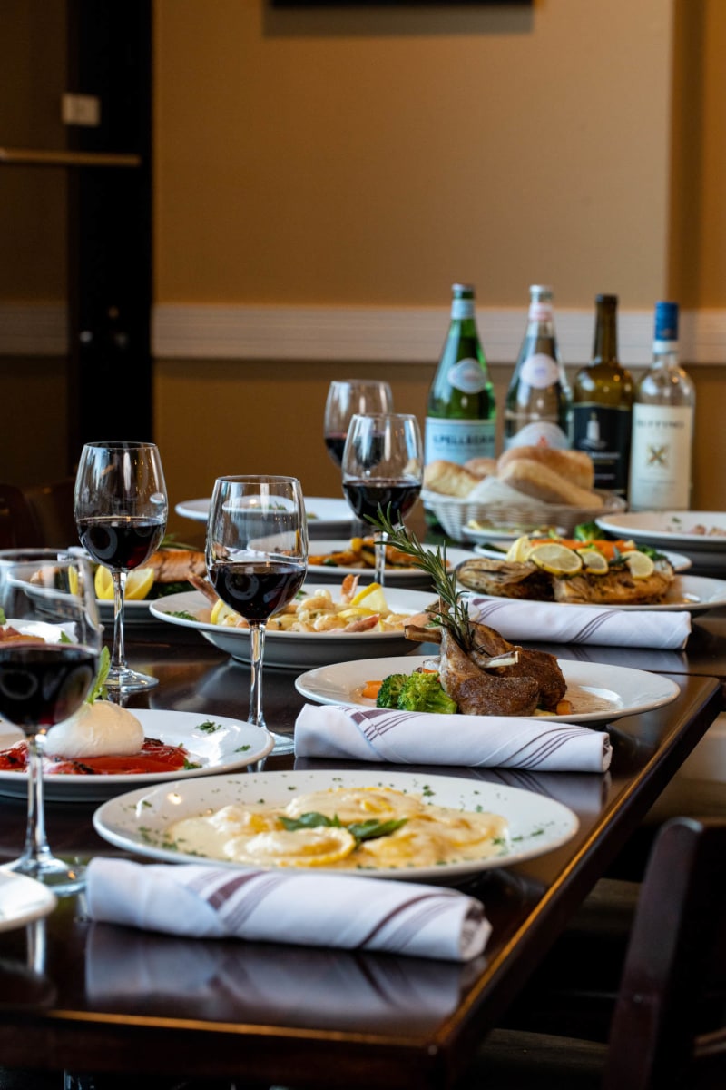 Authentic Italian Restaurant in Bogota | Luka's