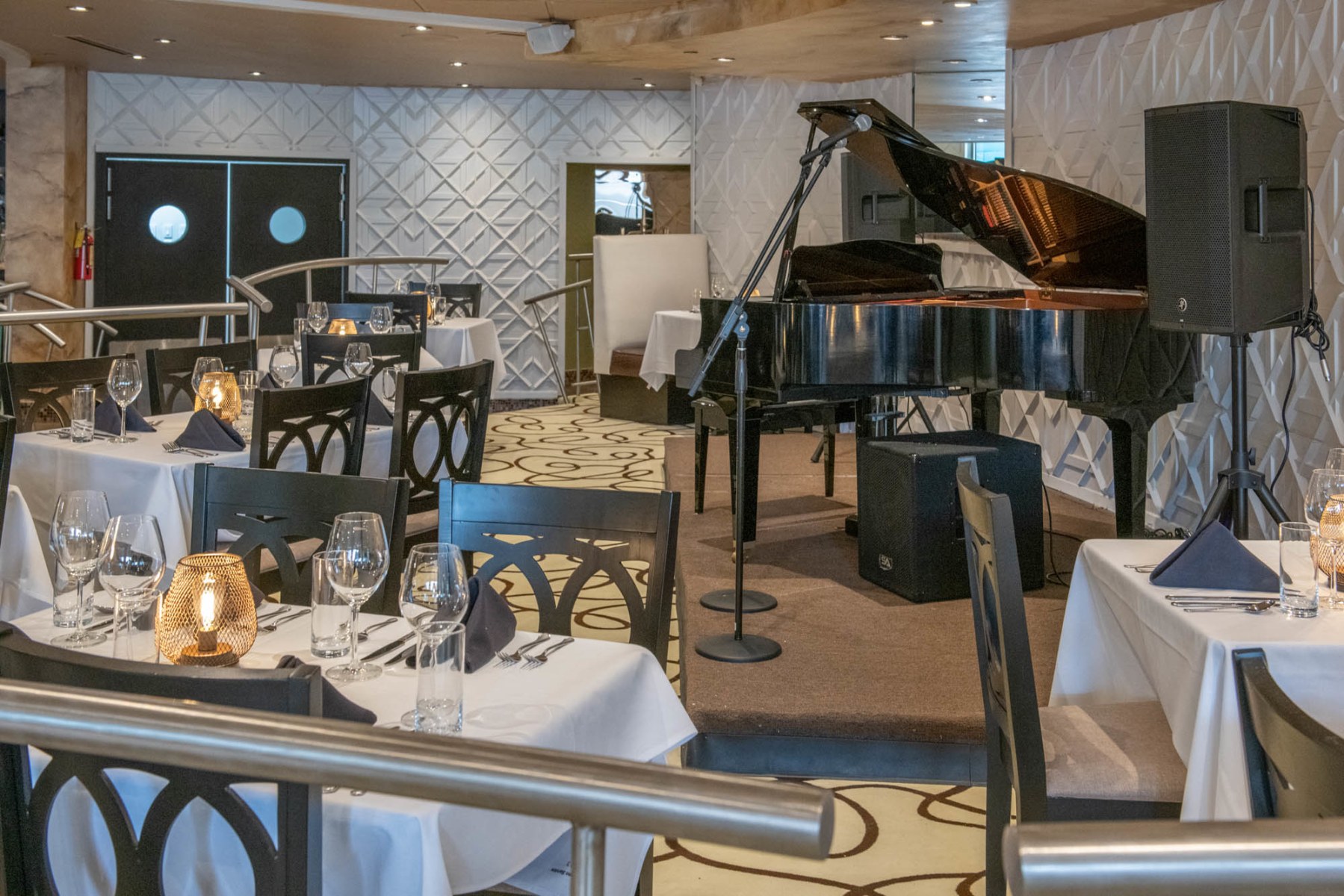 Table No. 2 - Downtown Detroit- Greektown, Detroit, MI