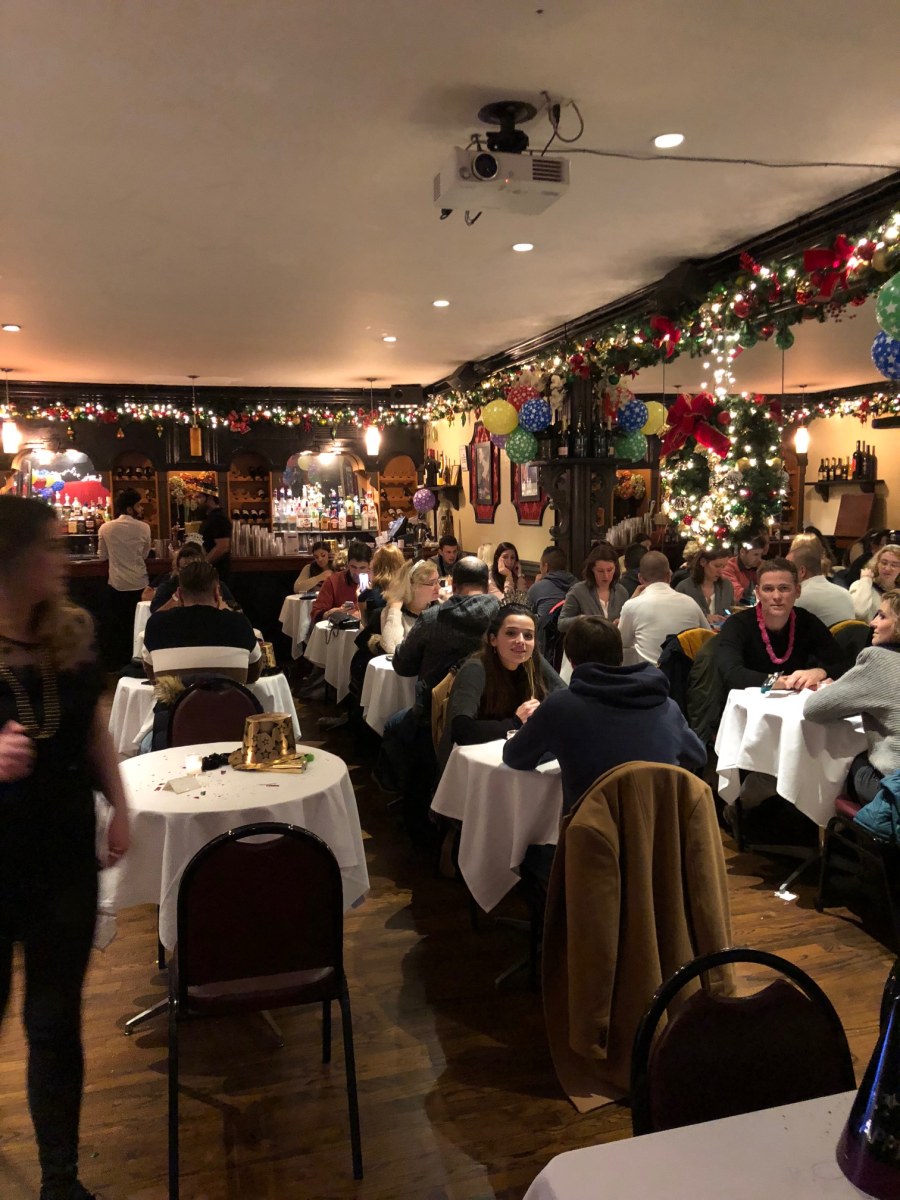 Must-Visit Irish Pub in Midtown | Playwright Tavern