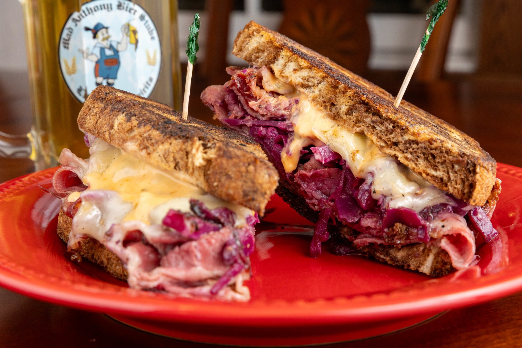 Authentic German Restaurant in Ambridge PA | MAD ANTHONYS