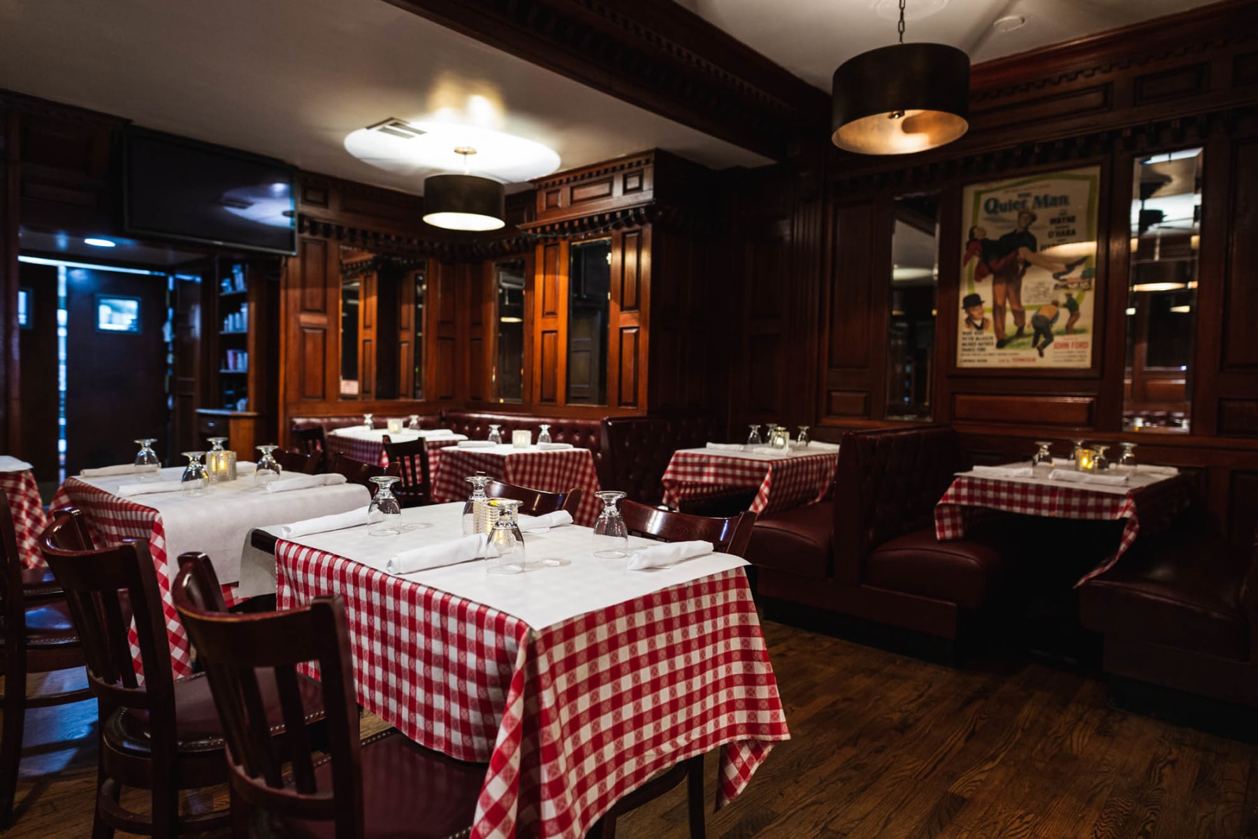 Must-Try Pub in New York, NY | D.J. Reynolds