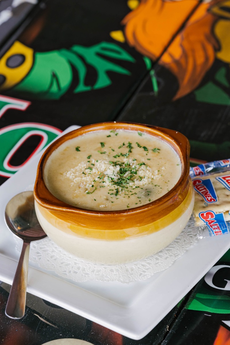 Mooney's Sports Bar and Grill - Kenmore, Kenmore, NY