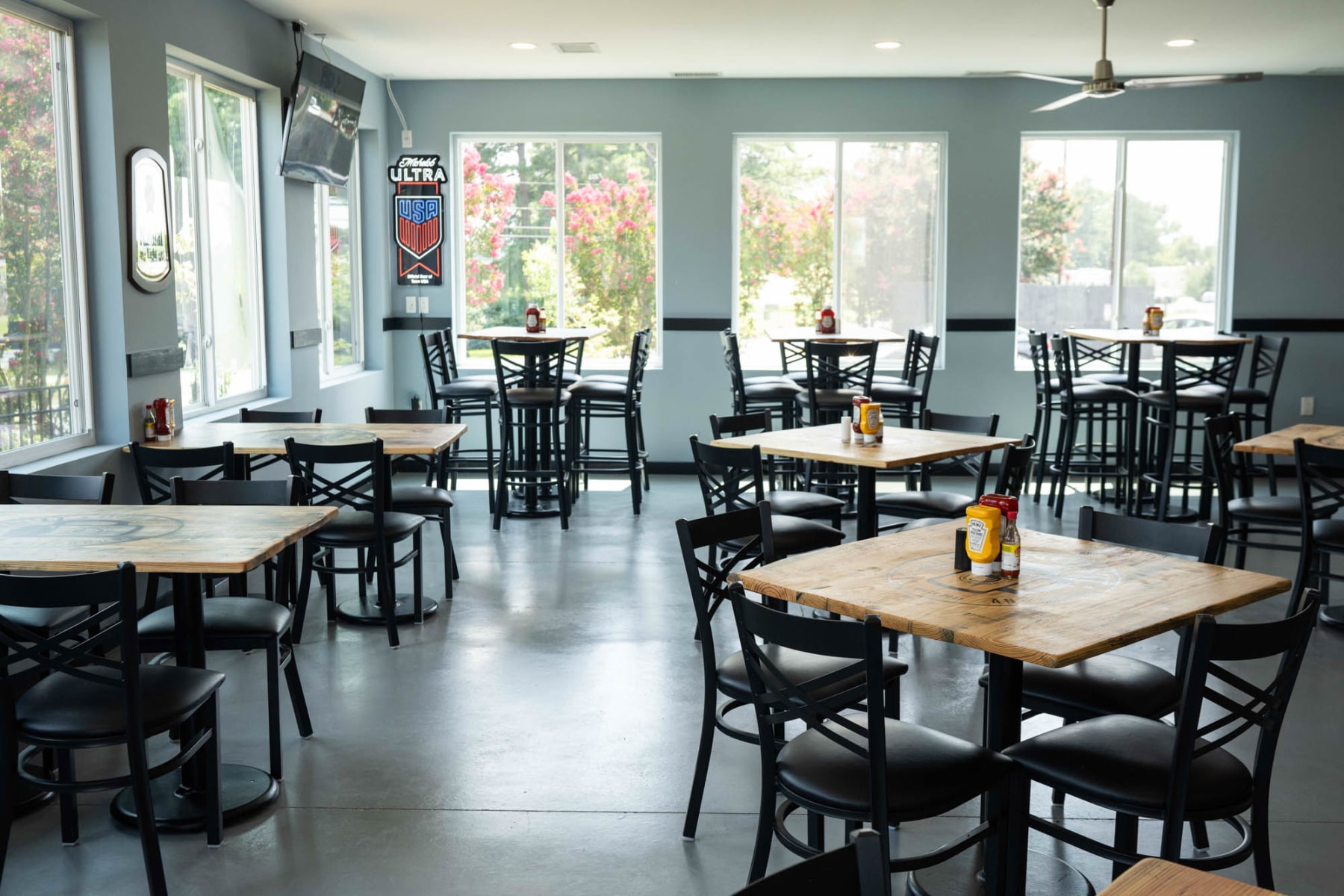 Wingin' It Taphouse & Grille Angier - Angier, NC