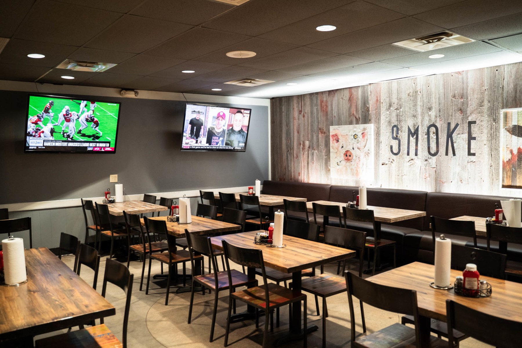 Smoke BBQ Restaurant & Bar - Newport News, VA