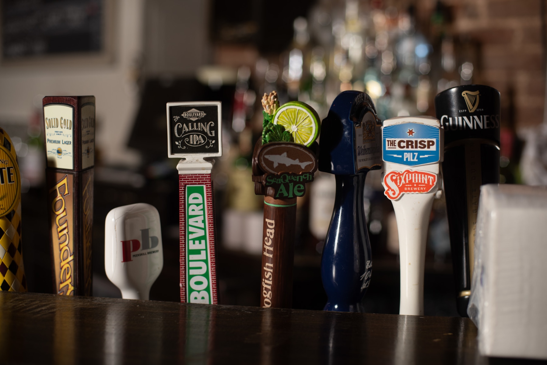 Sláinte Bar & Lounge