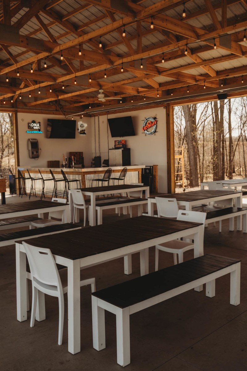 Best Bar in Inver Grove Heights | Mississippi Pub