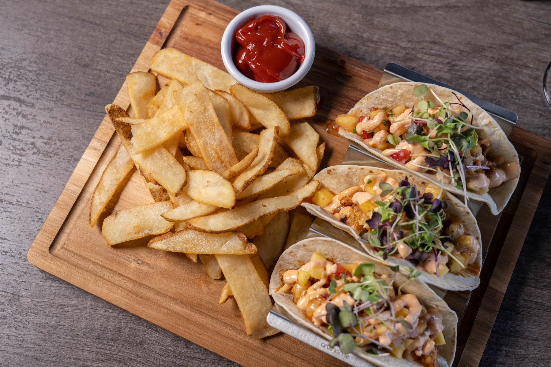 Best American Restaurant in Brookfield | Brookfield Grill
