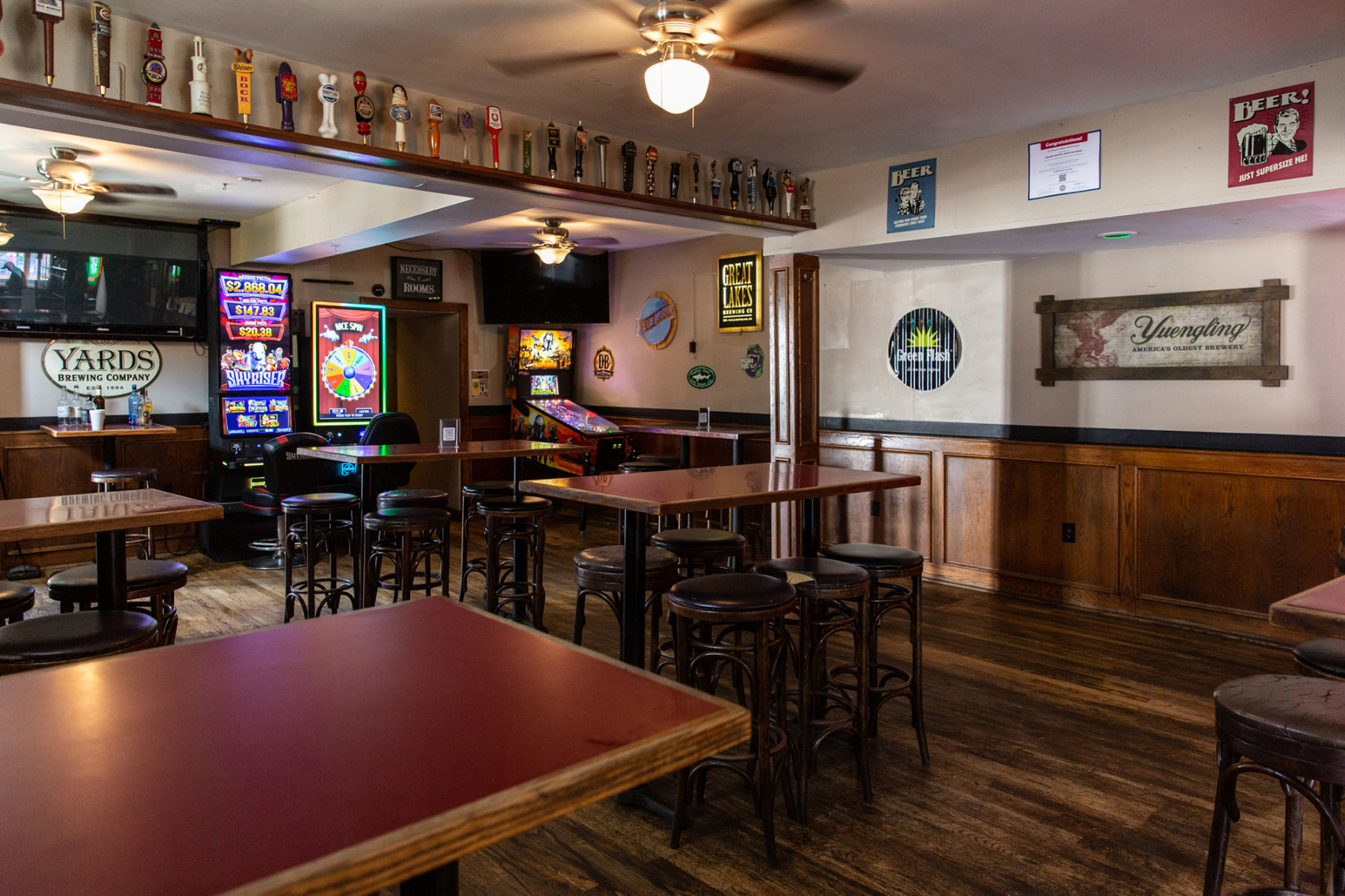 Best Bar in Pittsburgh, PA | Smokin' Joe's Saloon