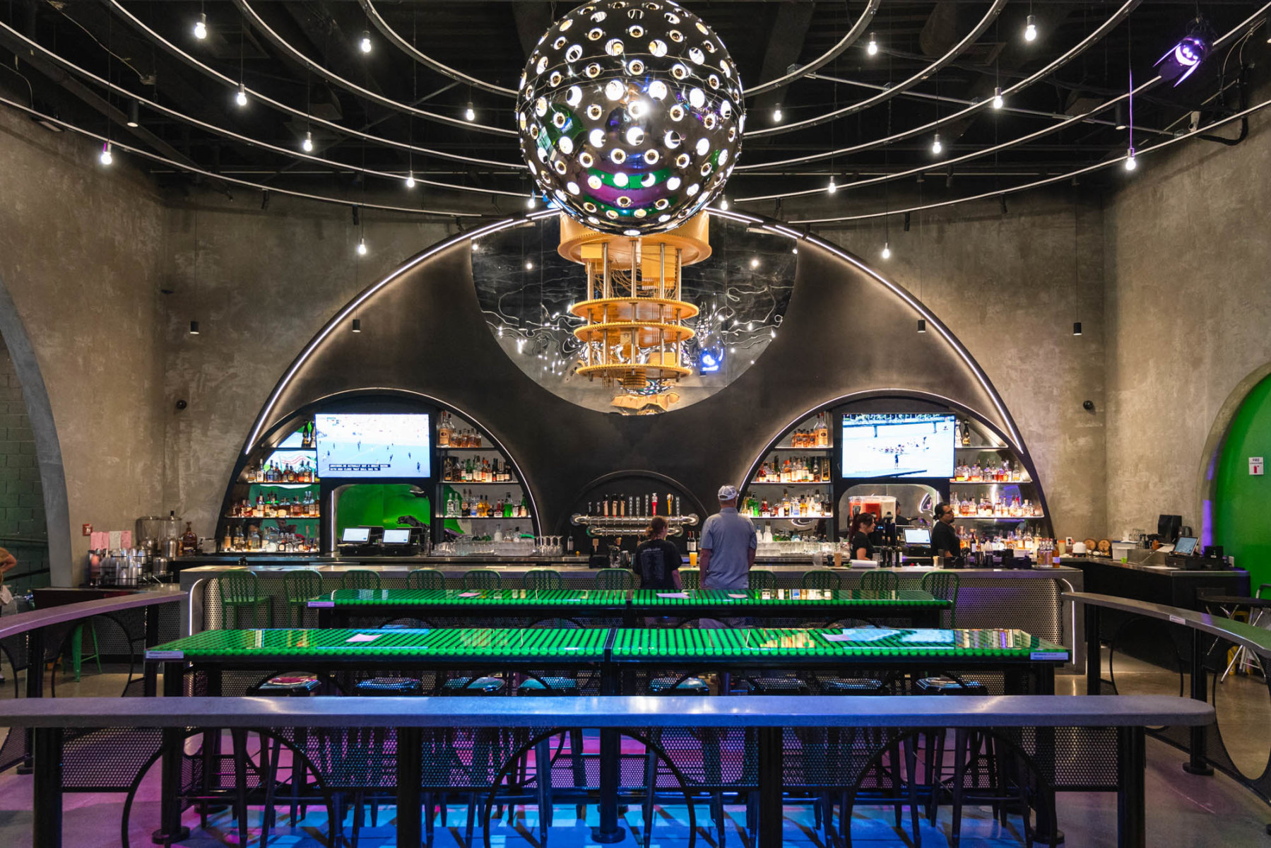Top Indoor Mini Golf, Restaurant & Bar in San Jose, CA | Urban Putt