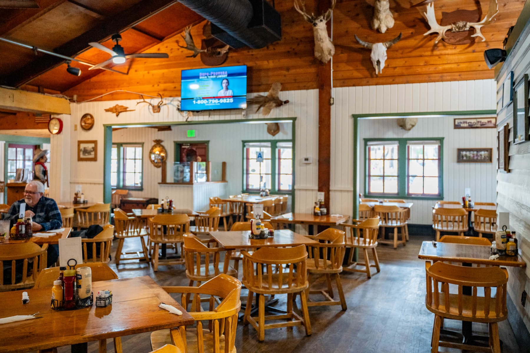 Hamburger Factory Family Restaurant - Old Poway Park, Poway, CA