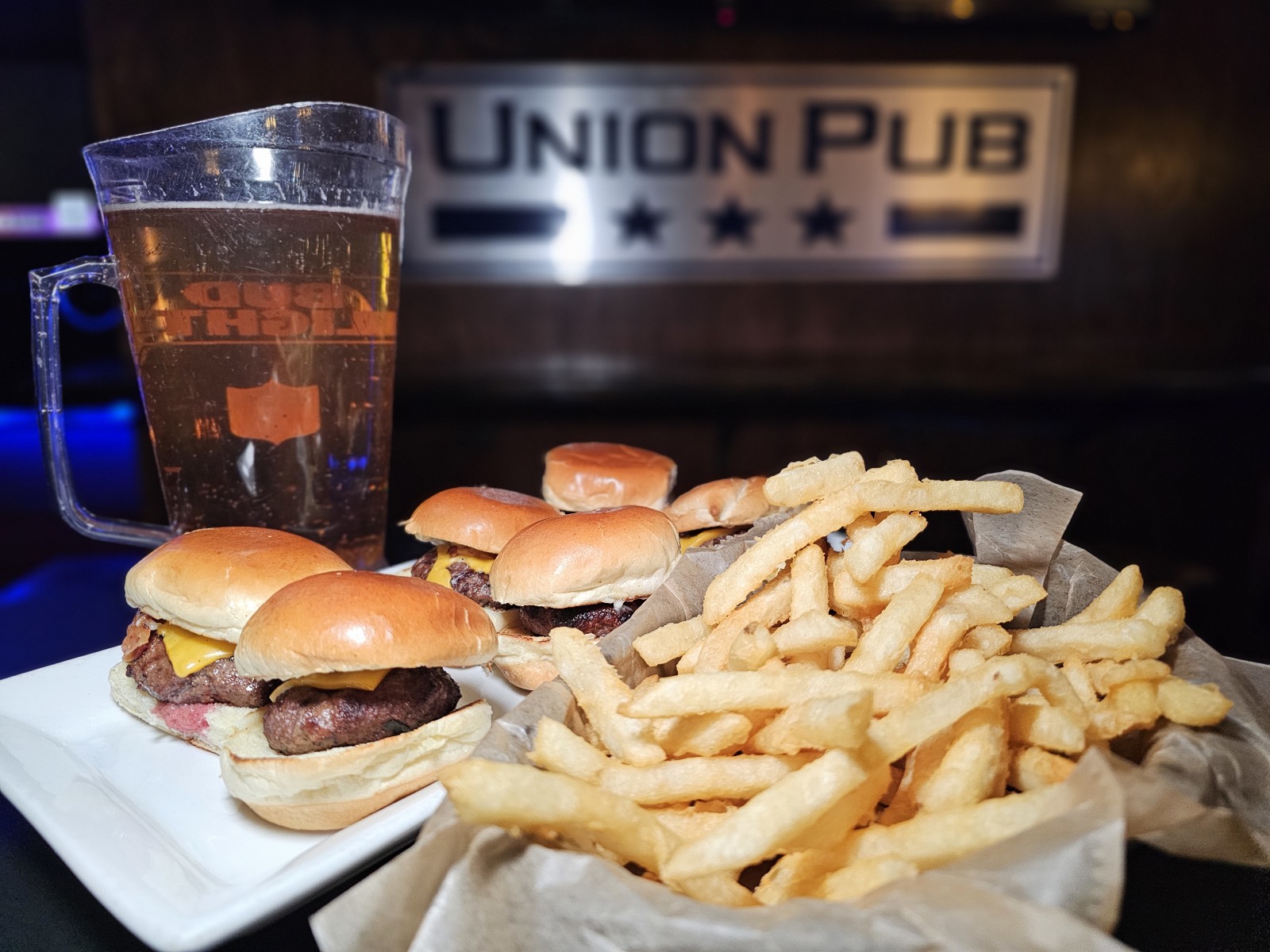 Union Pub - The US Capitol, Union Station, Supreme Court, Capitol Hill ...