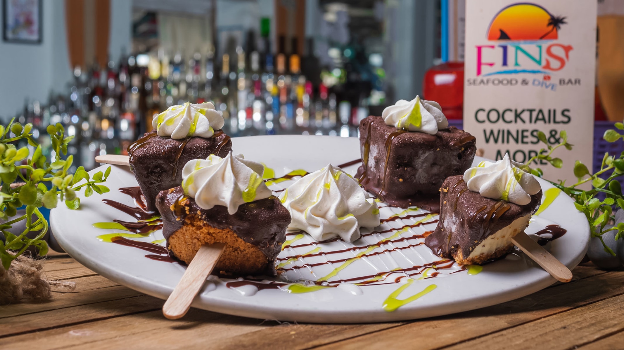 Best Restaurant in Cape Coral | FINS Seafood & Dive Bar