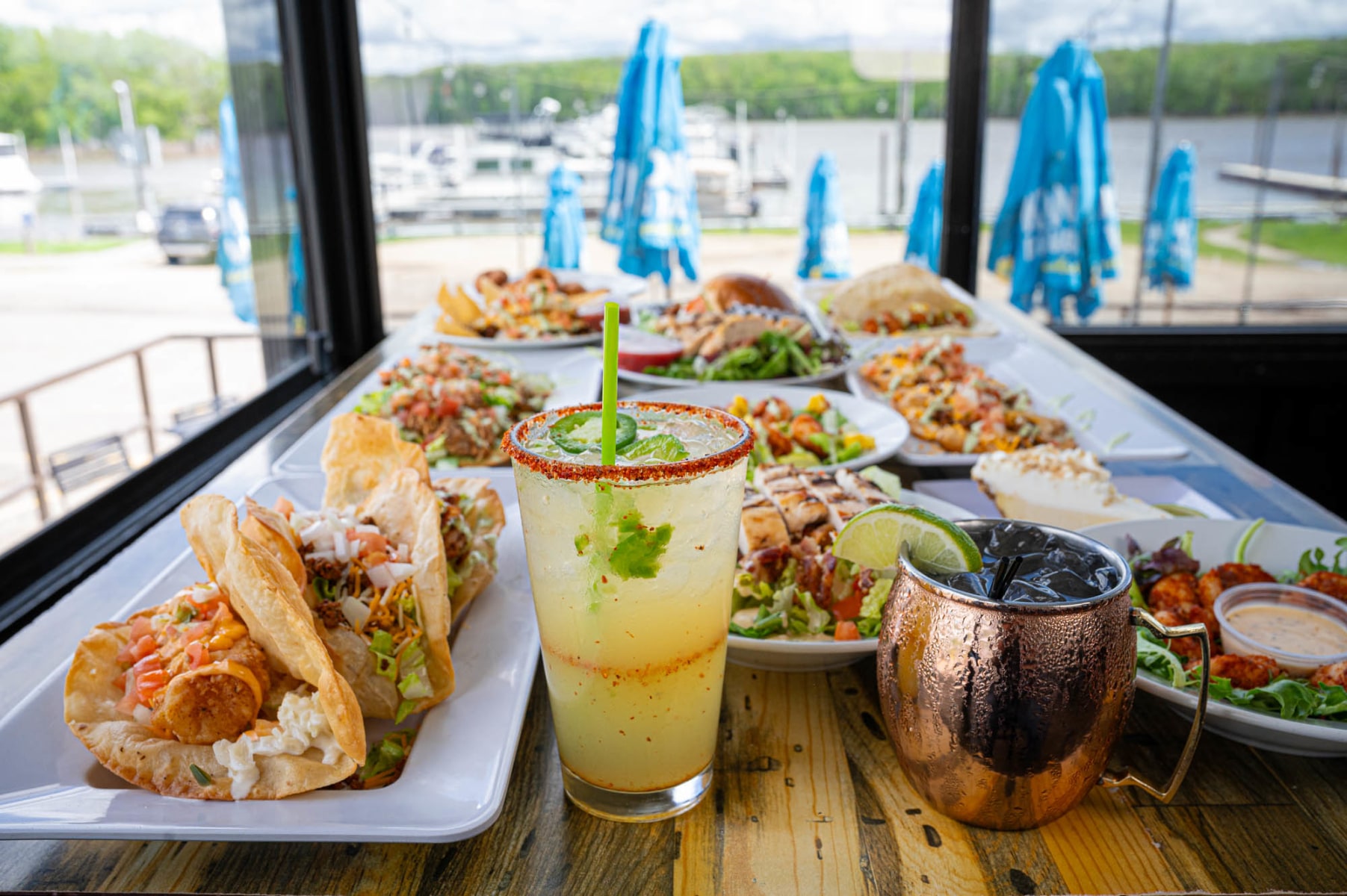 Best Bar in Inver Grove Heights | Mississippi Pub