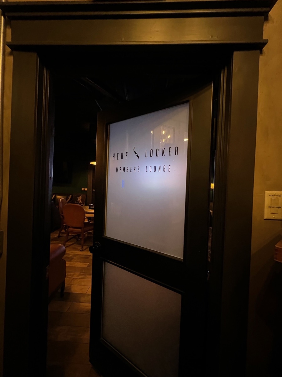 Tap N' Ash Social Club - Arts District, Las Vegas, NV