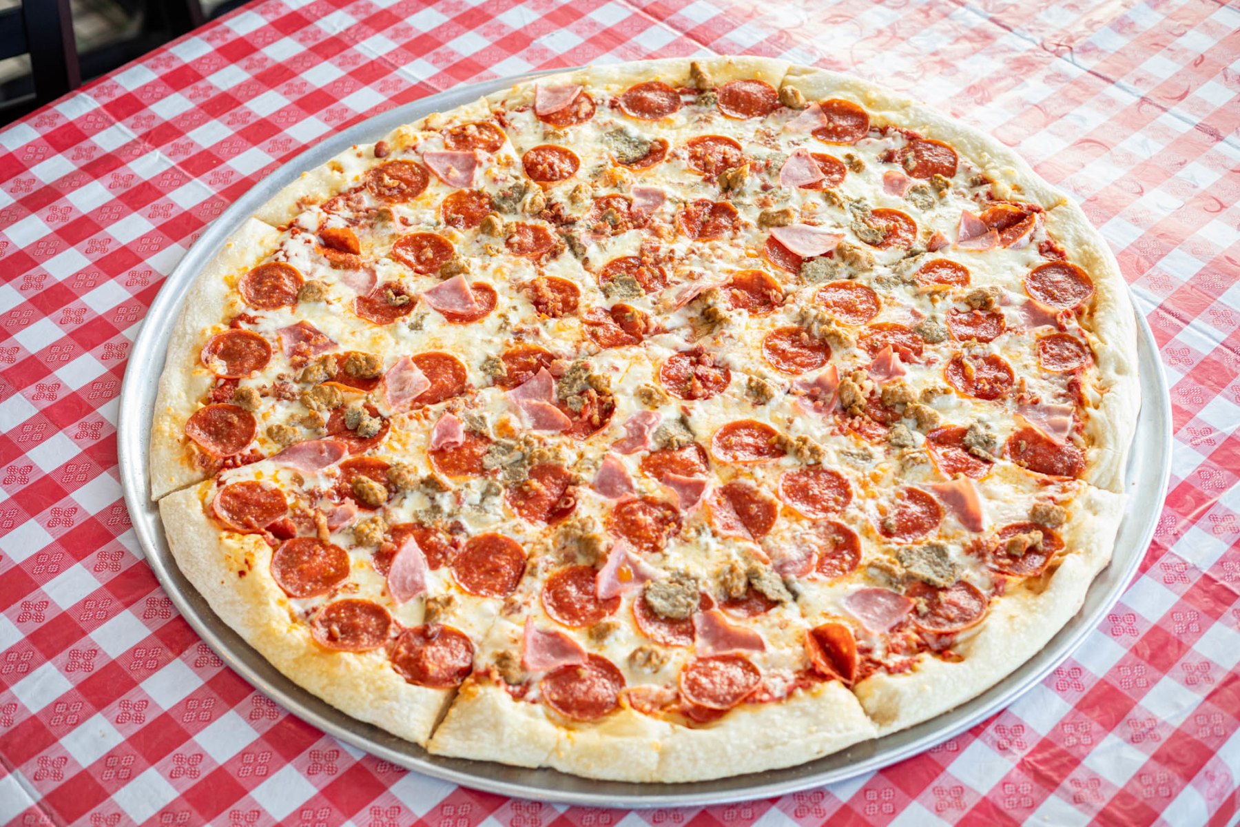 Must-Try Restaurant in Wharf | Vinny's Pizzeria