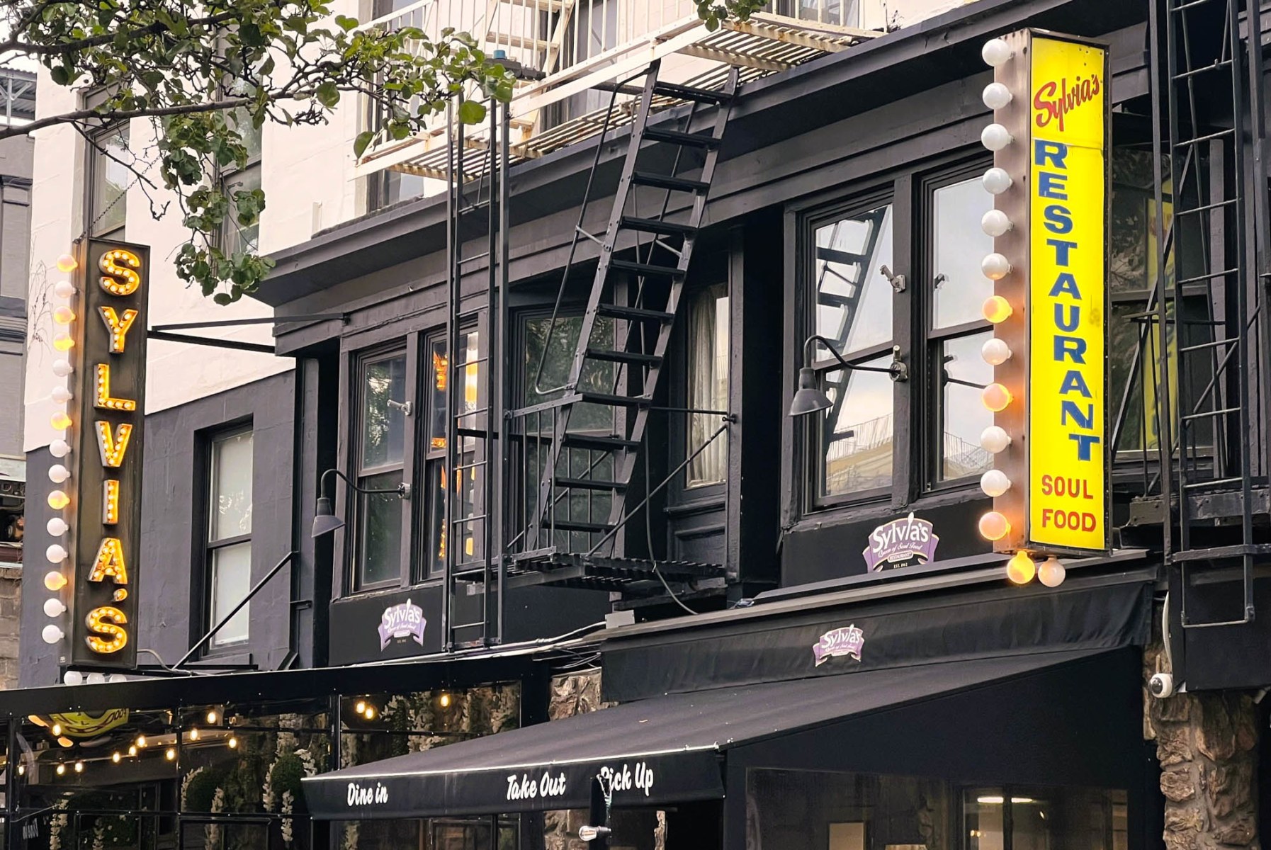 Legendary Soul Food Restaurant in Harlem NY | Sylvia's
