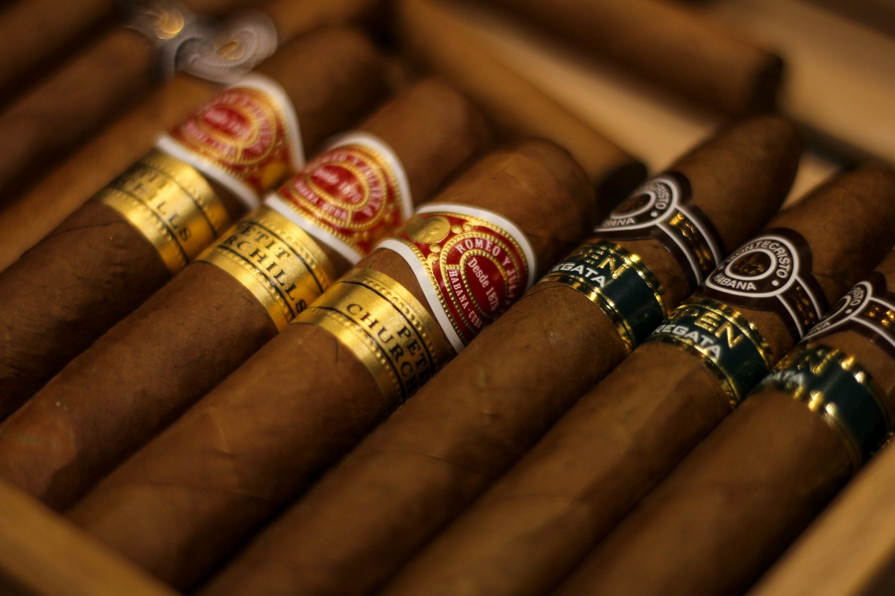 1865 Steak Seafood & Cigars - Rhode Island Row, Washington, DC