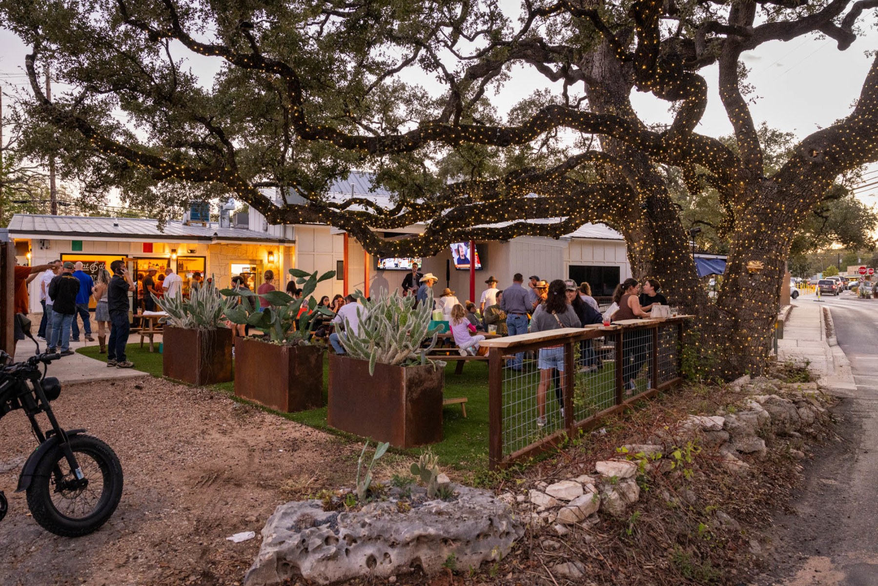 Best American Restaurant in Wimberley, TX | Meat & Drink