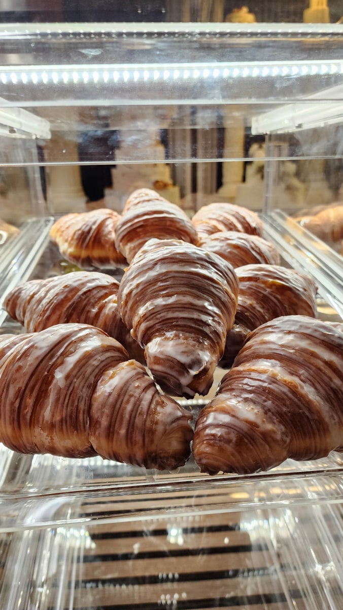 Branka's Bake Haus - Brunswick, Brunswick, OH