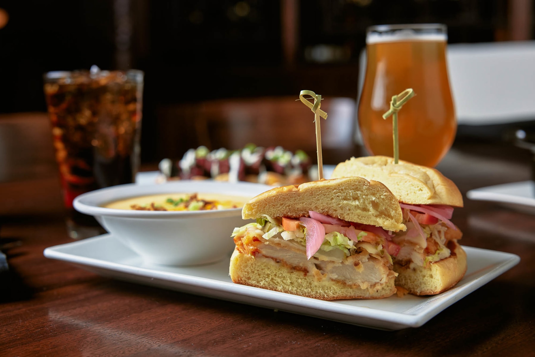 Best Irish Pub in Kansas City, MO | KC Hooley House