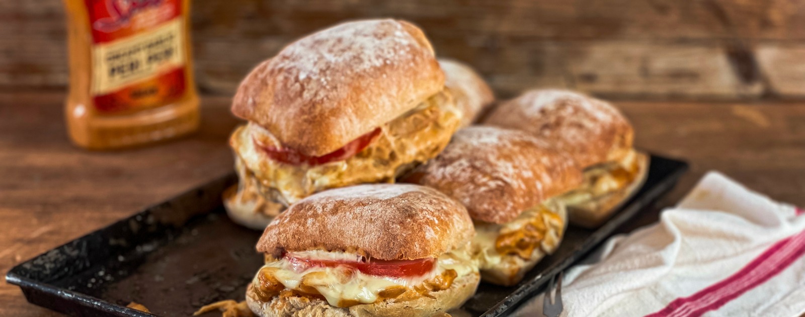 Creamy Garlic Peri Peri Pull-apart Prego Rolls Recipe | Spur Sauces