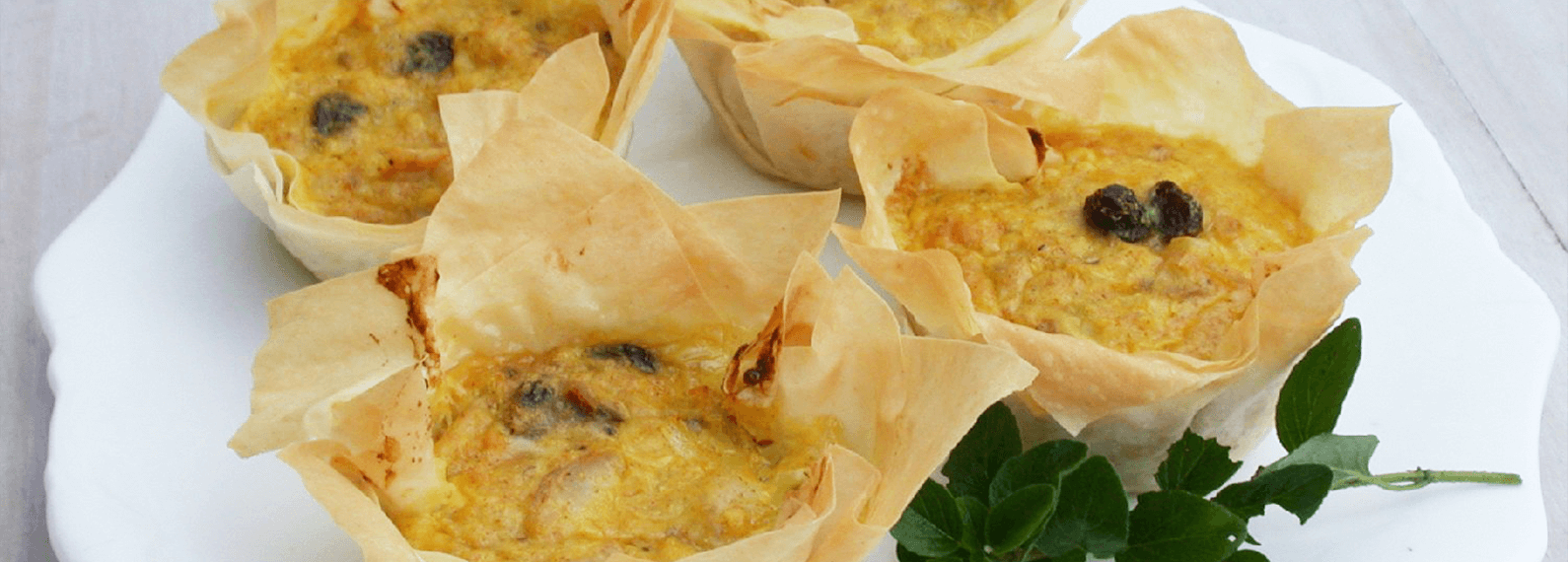 Phyllo fish bobotie parcels Recipe | Spur Sauces