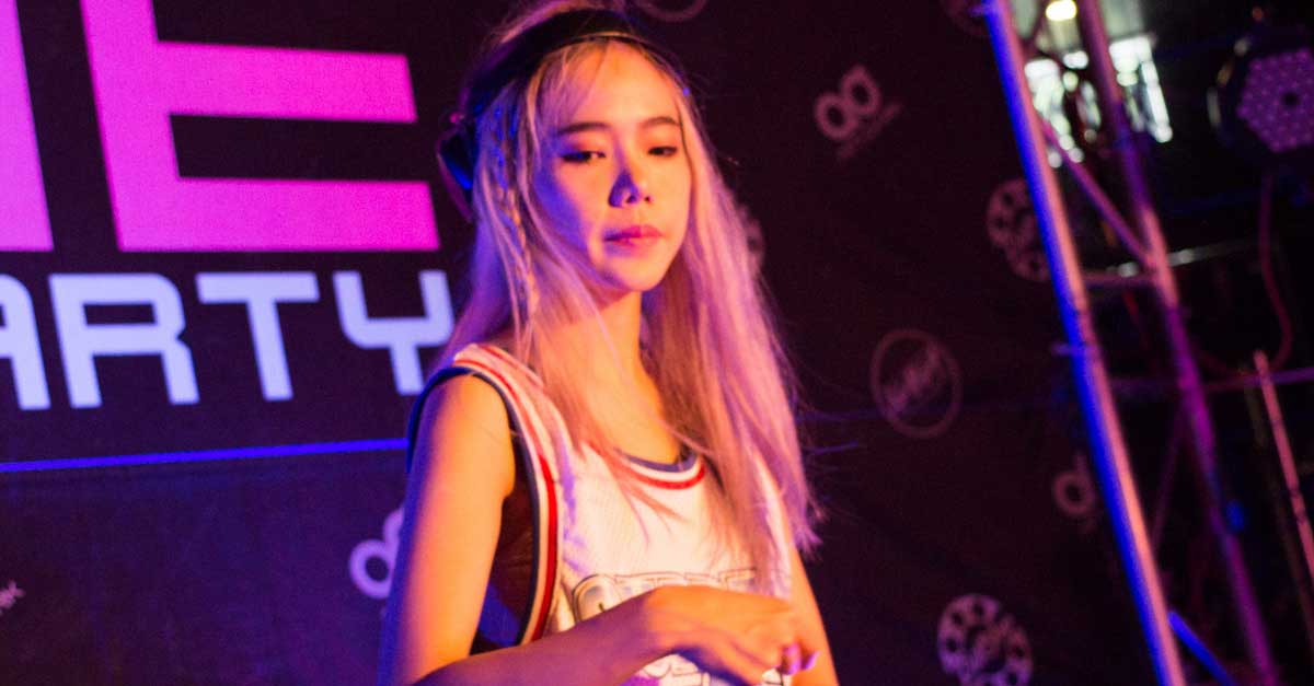 DJ Roxy June Perempuan Bertubuh Seksi Asal Thailand