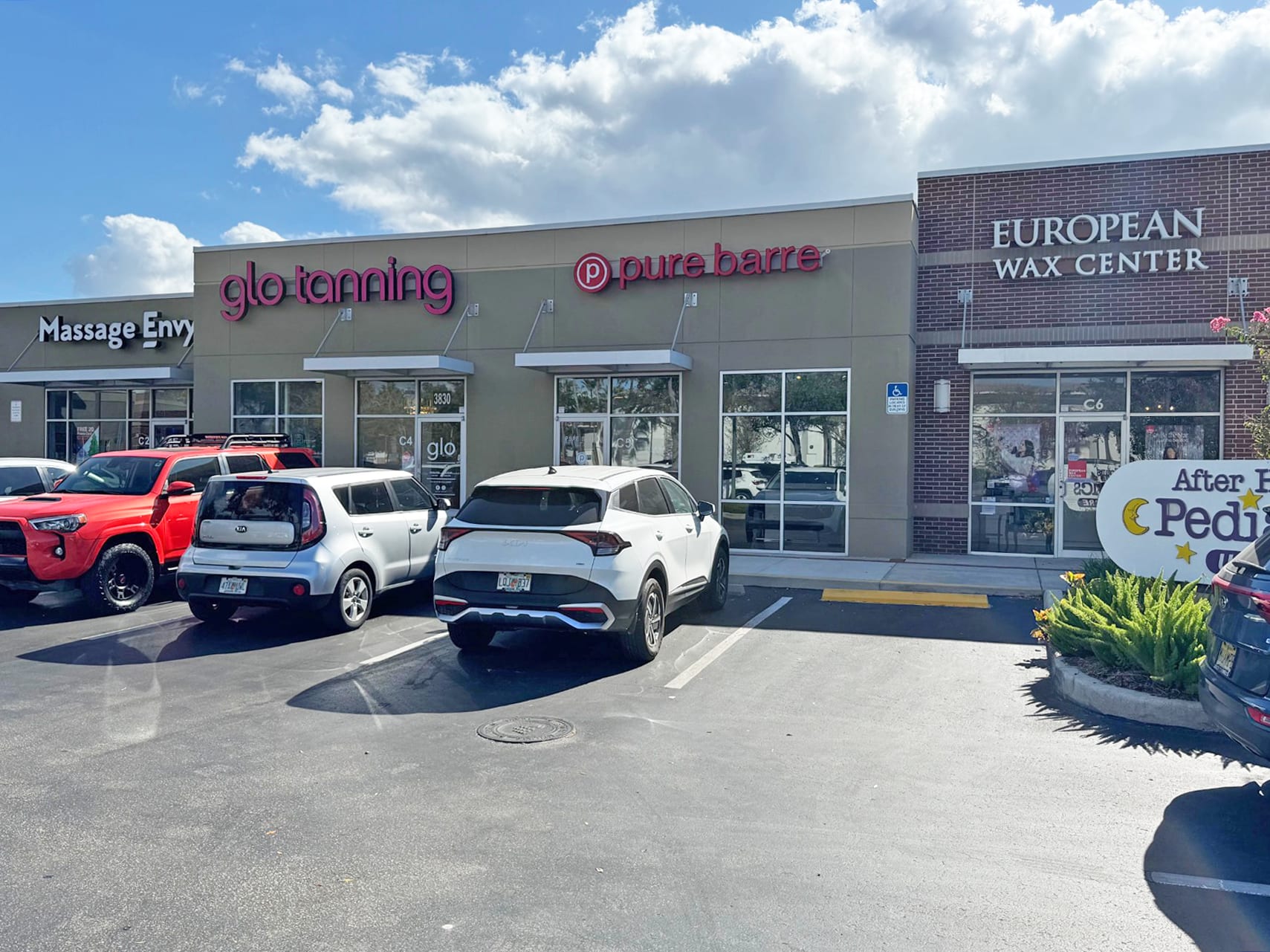 Southtown Center | Retail for lease in Tampa, Florida - SRS