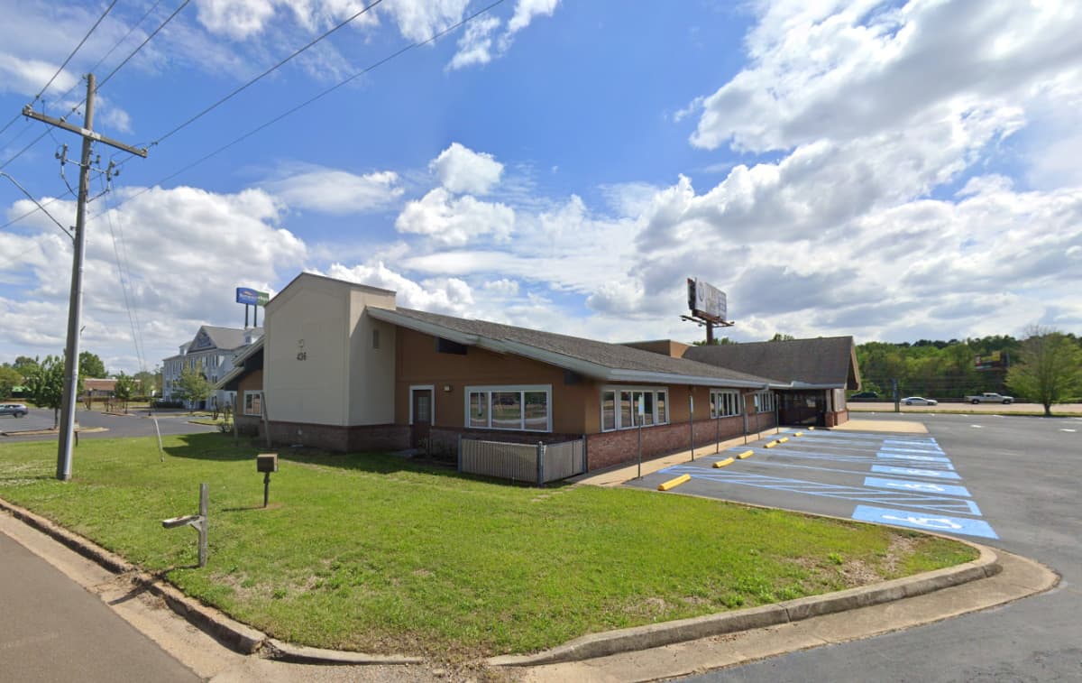 Interstate Frontage - 1.92 AC with 10K+ SF Building | Retail for sale ...