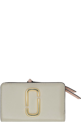 Marc Jacobs: Beige 'The Snapshot Compact' Wallet | SSENSE UK