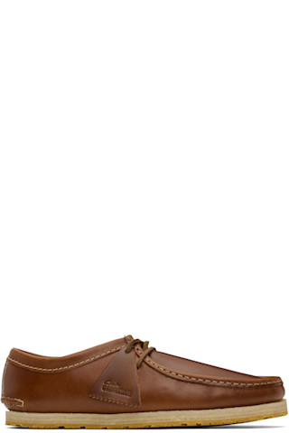 Clarks Originalsのブラウン Godney Lace ワラビーがセール中