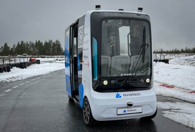 Tester ny autonom buss på Basserudåsen - Kongsberg kommune