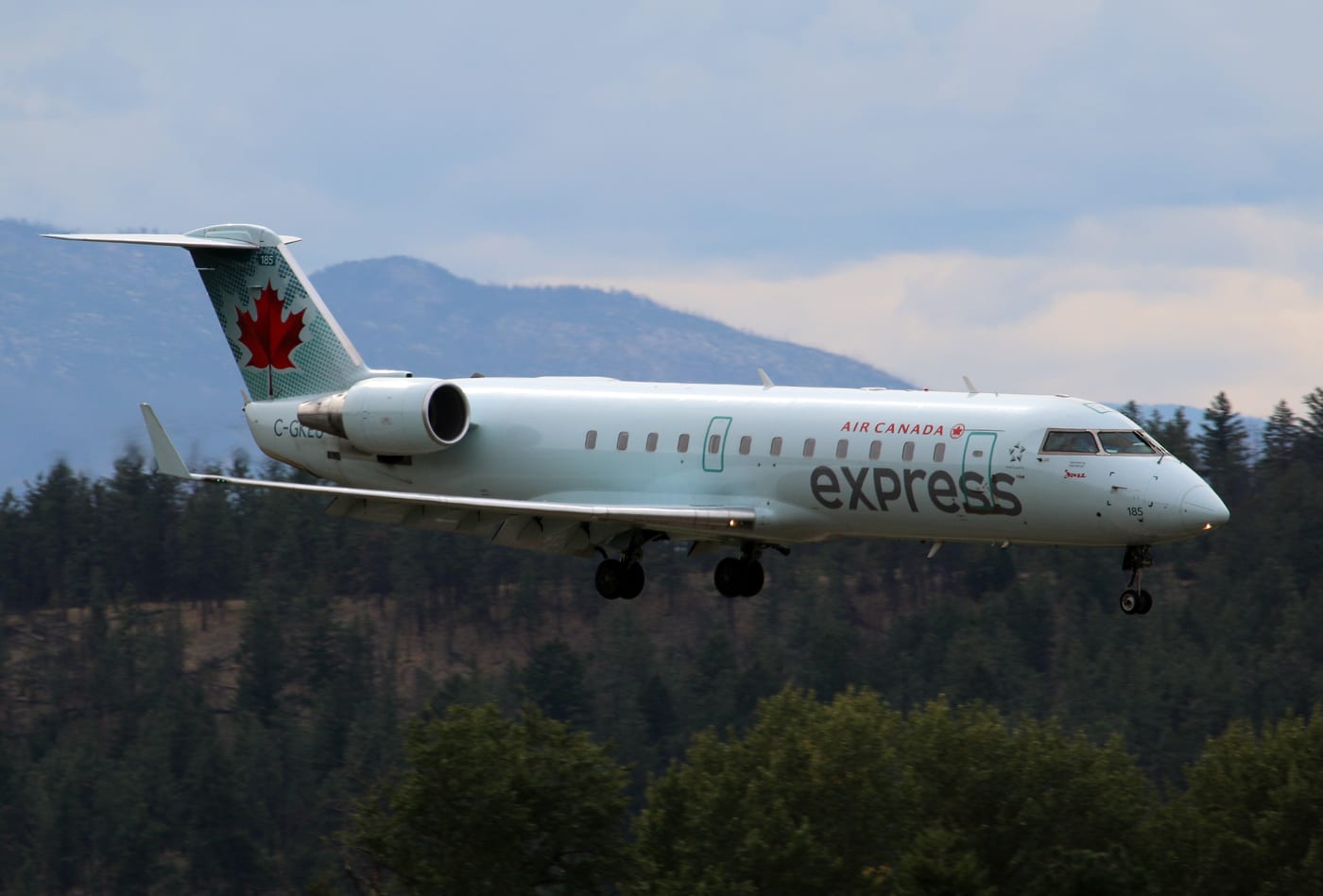 Air Canada Bombardier CRJ-200LR - Star Alliance Virtual