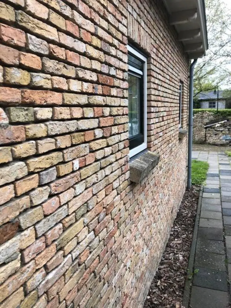 Oude metselstenen | van Dillen antieke bouwmaterialen