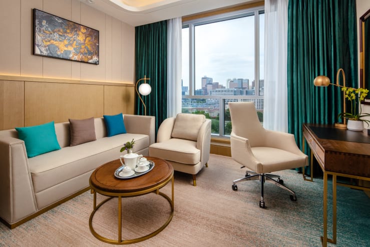 Blossom Hotel Houston - Stash Hotel Rewards