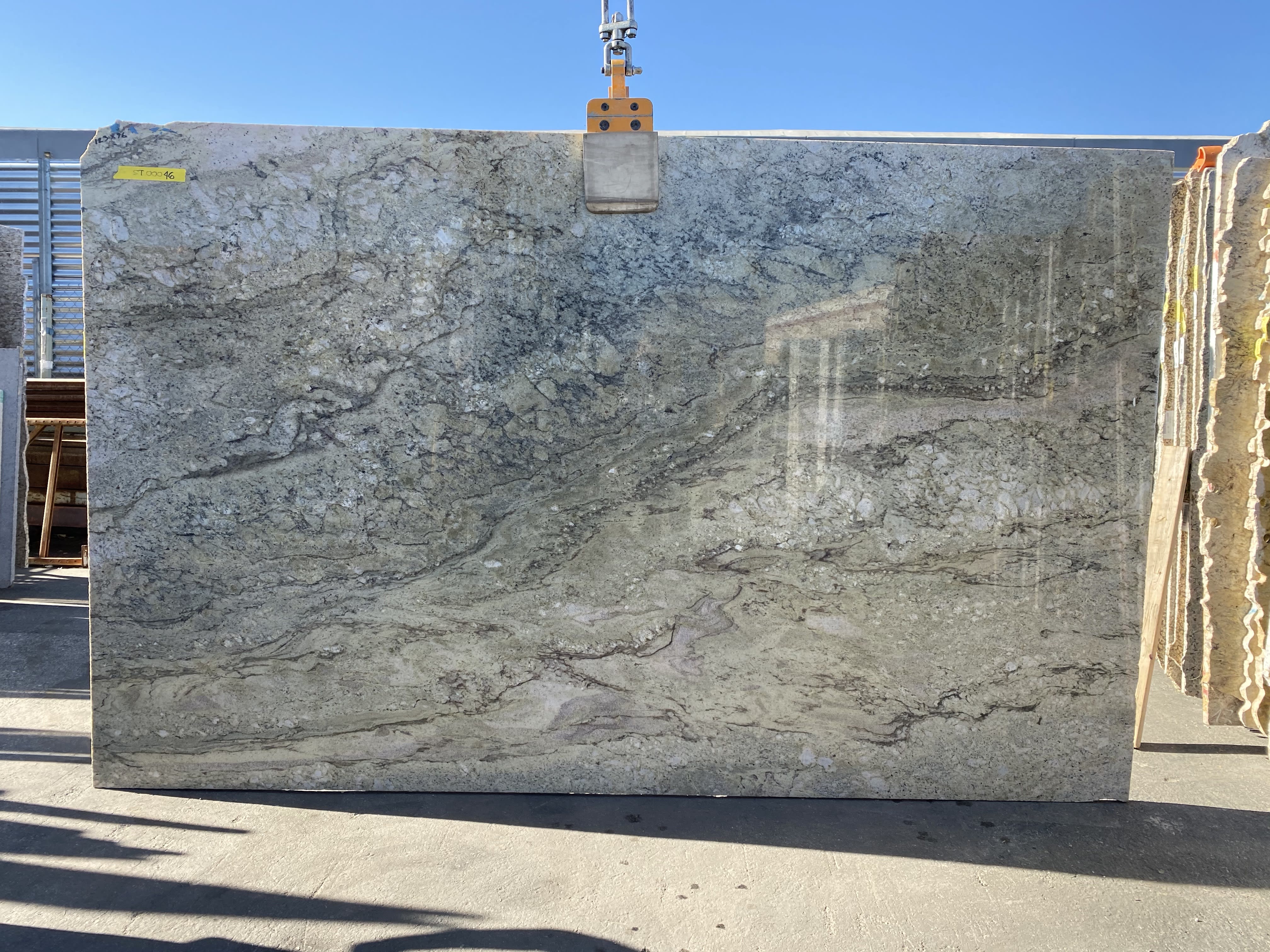 KALAHARI Granite - StoneTrash